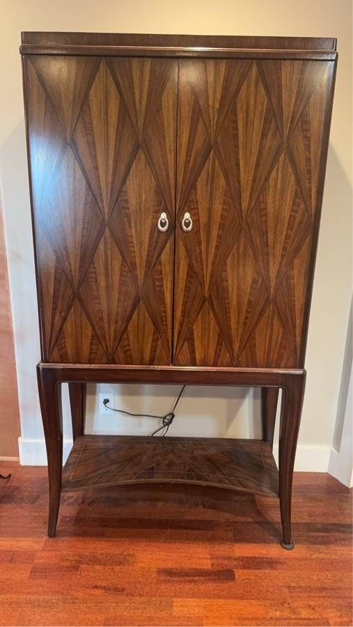 Thomasville bar cabinet store